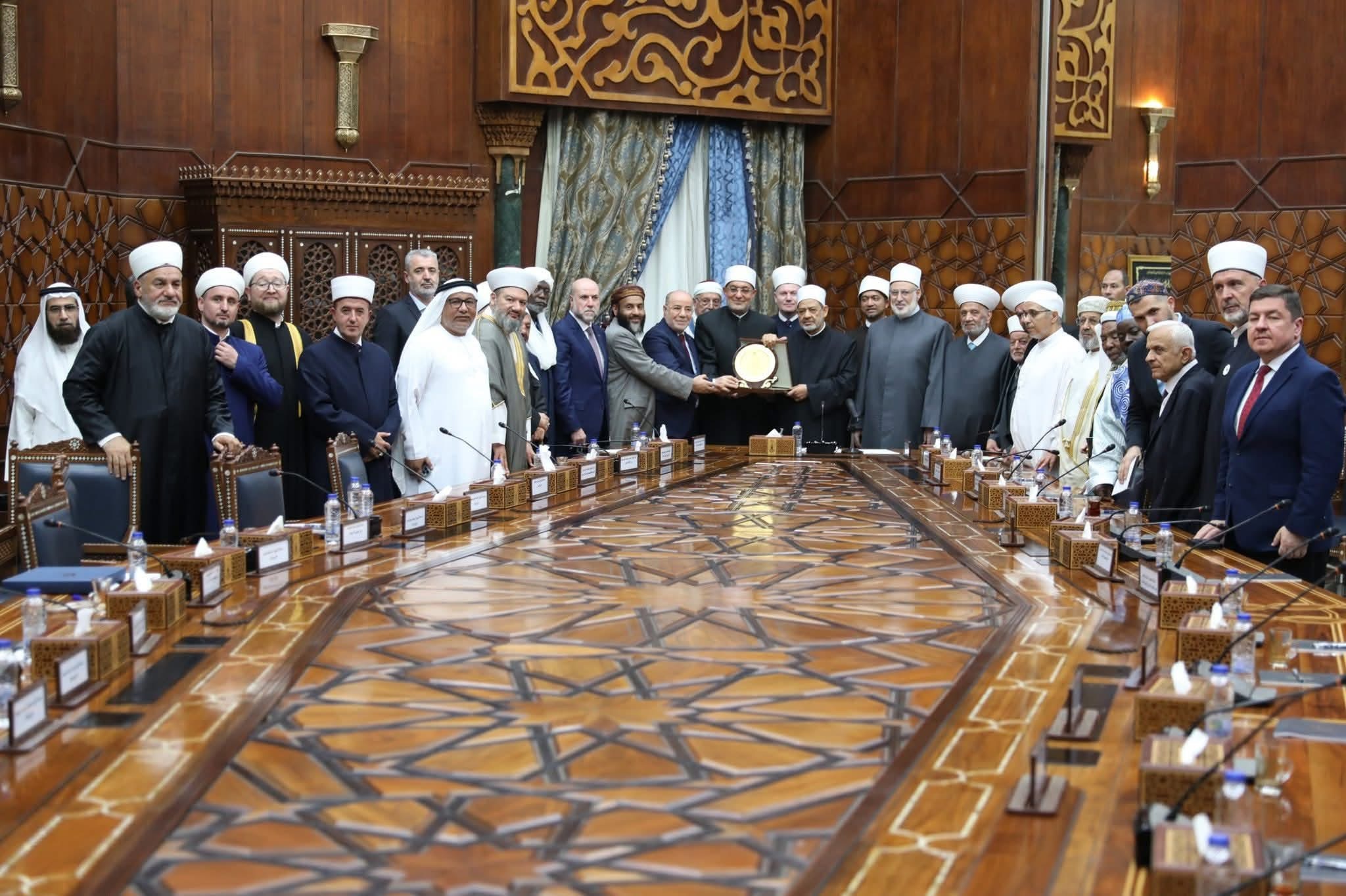 10e Conférence mondiale sur la fatwa : la délégation algérienne visite ...
